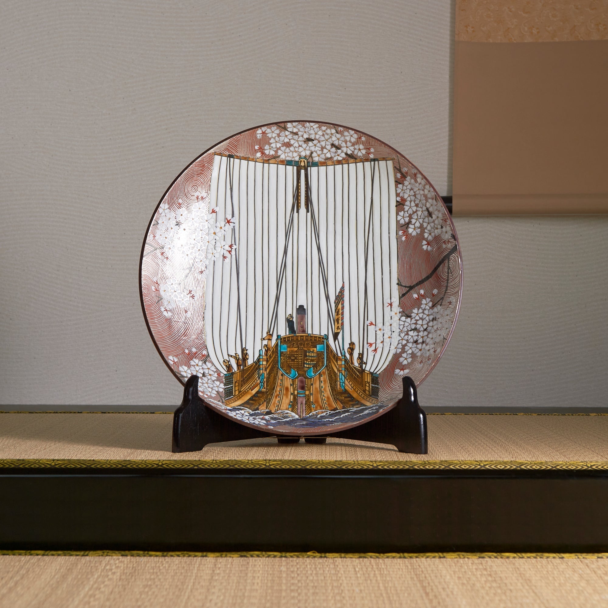 Platinum Kitamaebune Ornamental Plate