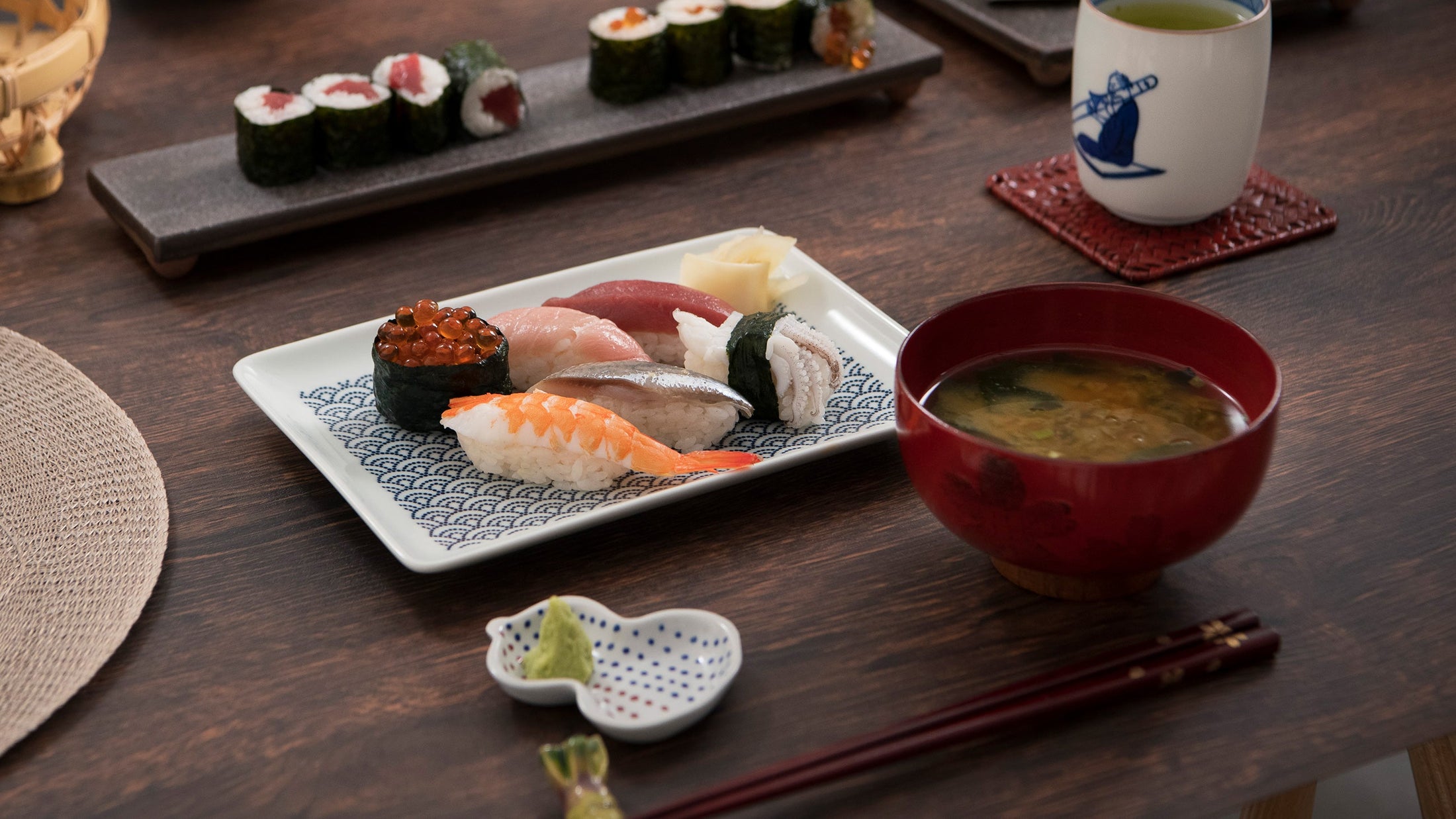 Japanese Table Setting #25 Casual Sushi Set with Kuvio Wave Hasami Plate