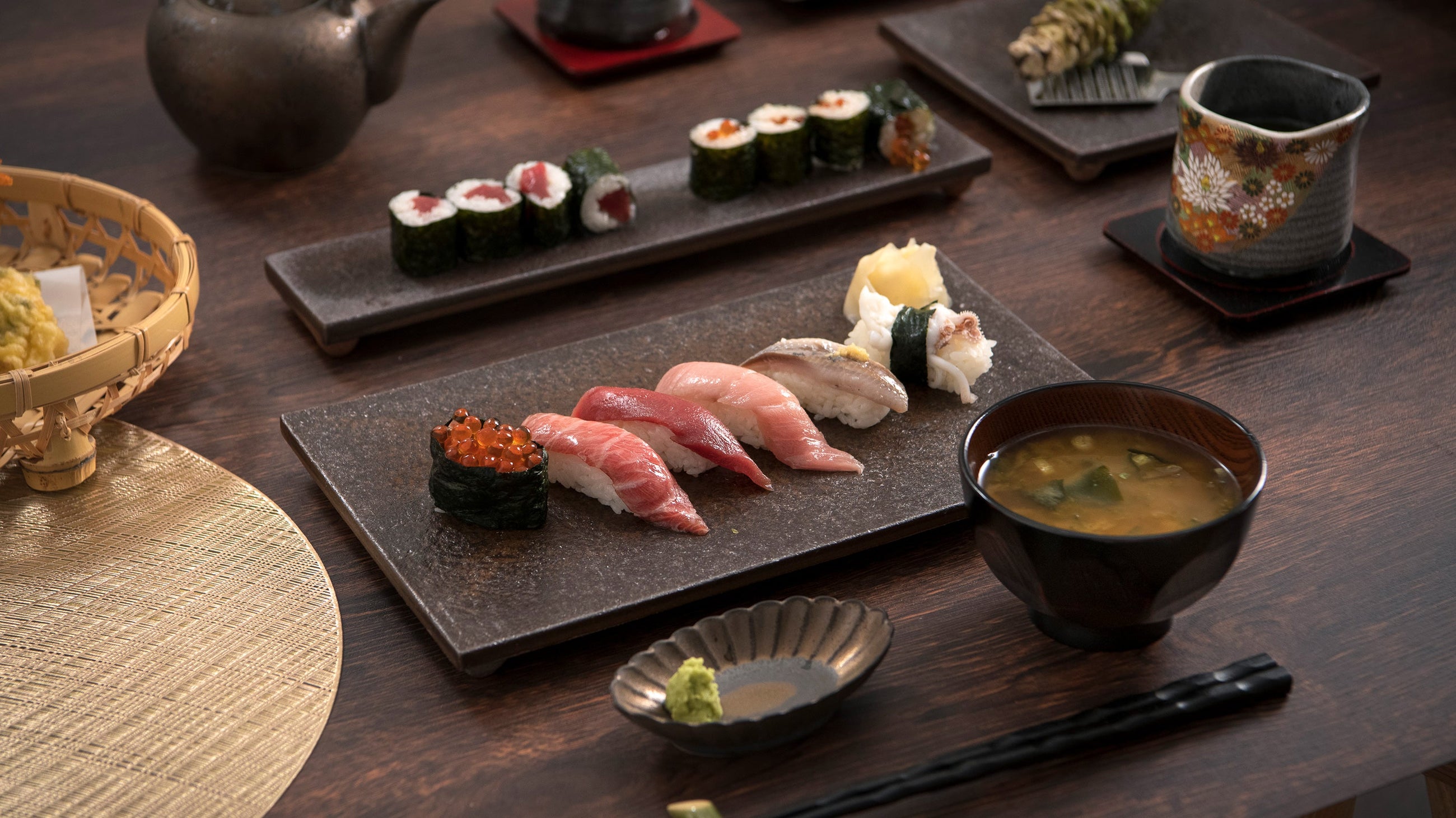 Japanese Table Setting #24 Modern Sushi Set with Ash Graze Mino Plate