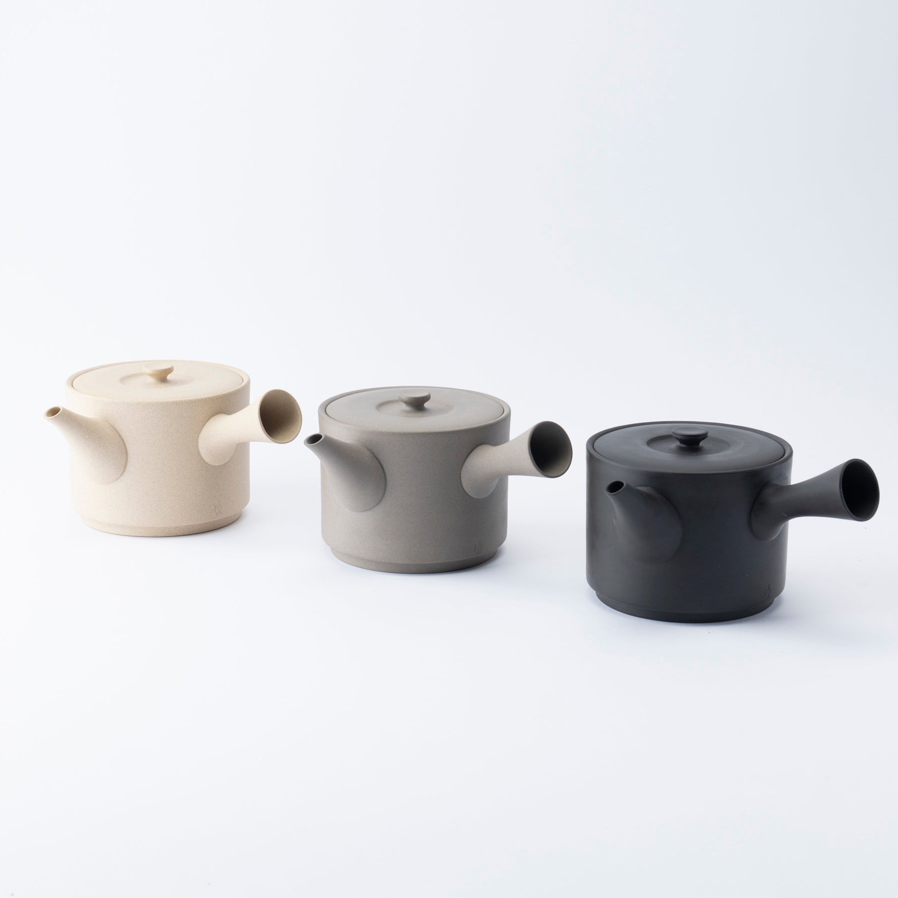 IROIRO Cylindrical Japanese Teapot 23.7 fl oz