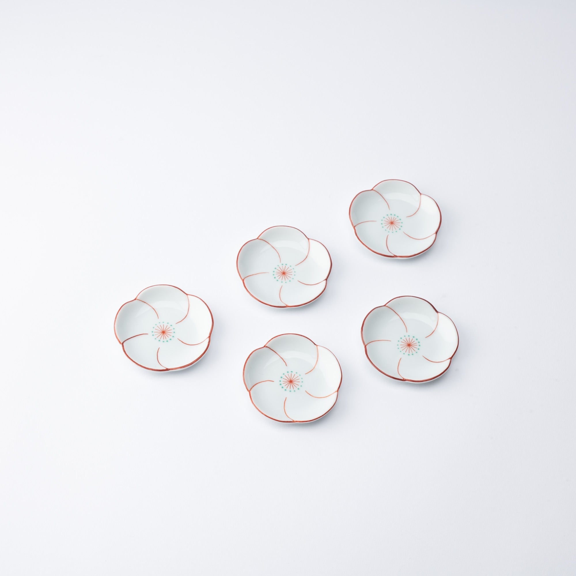 Yazaemon Plum-Shaped Sauce Plate Set