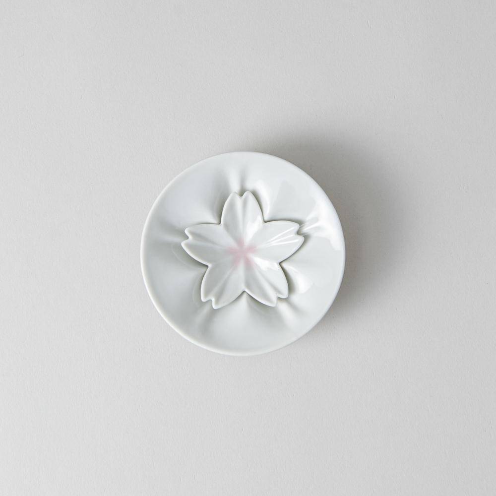 Hiracle Sakura Kutani Sauce Plate Set | MUSUBI KILN | Handmade Japanese ...