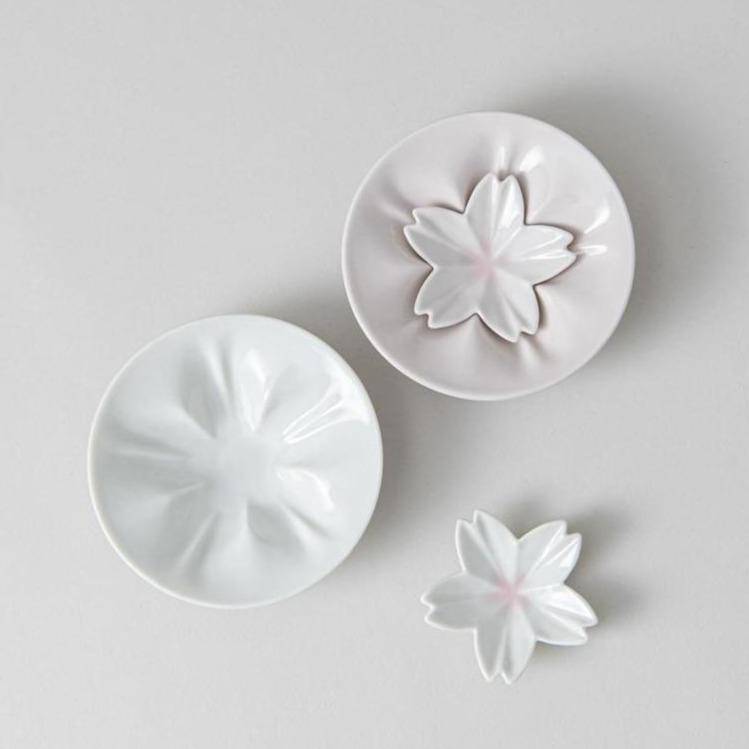 Sakura Inspired Sauce Plate Set