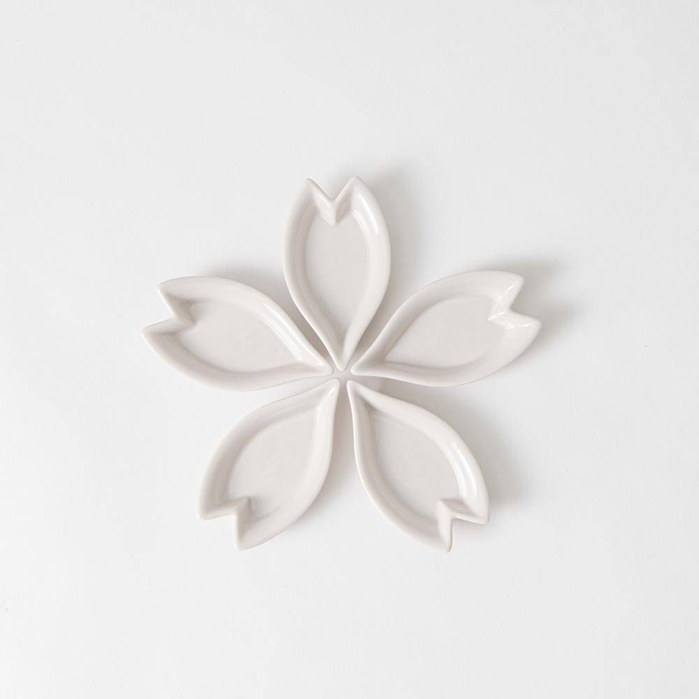 Sakura Petals Inspired Sauce Plate Set