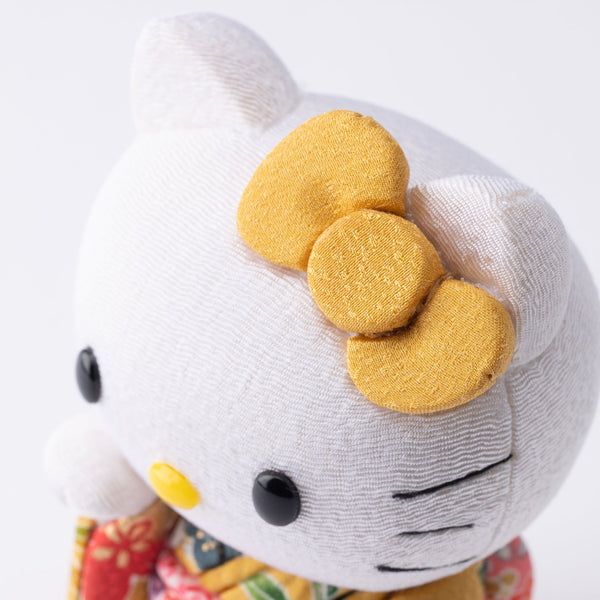 Yellow Hello Kitty Lucky Cat