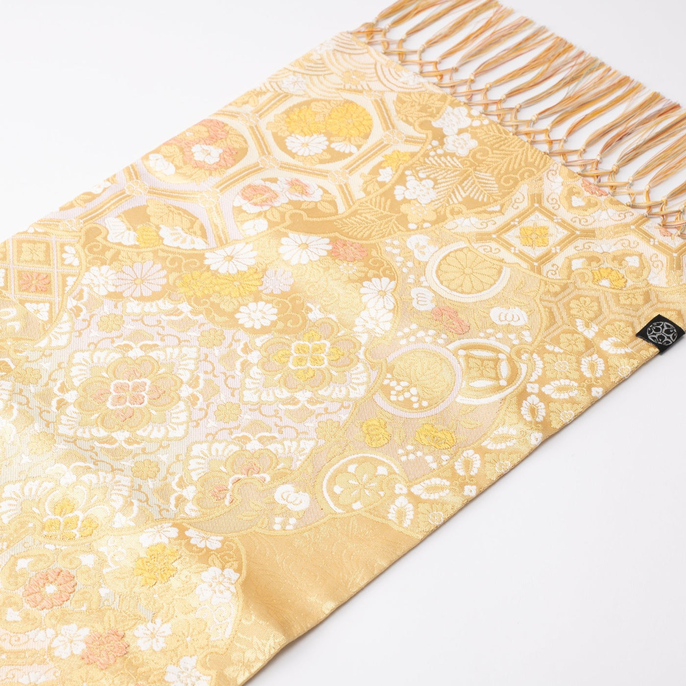Yukiwa Short Table Runner