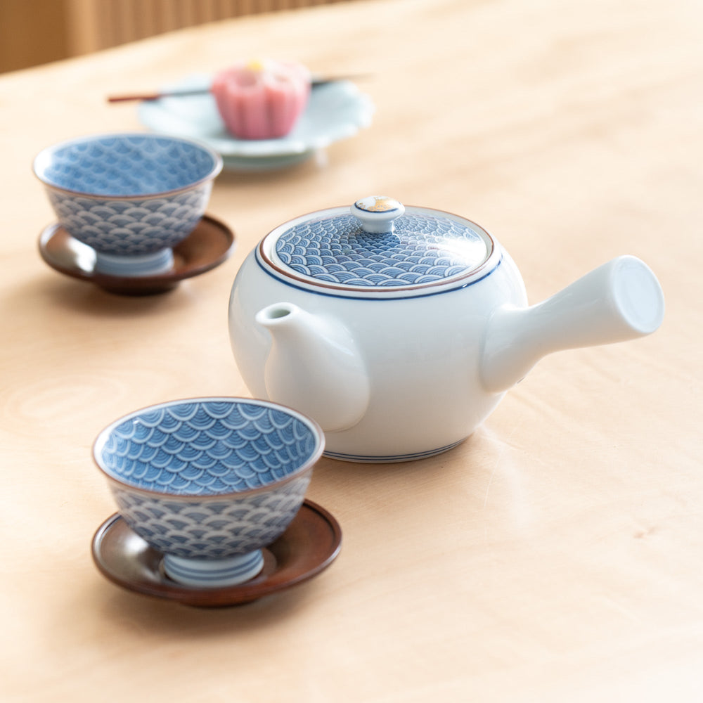 Seigaiha Blue Wave Japanese Teapot 12.5 fl oz
