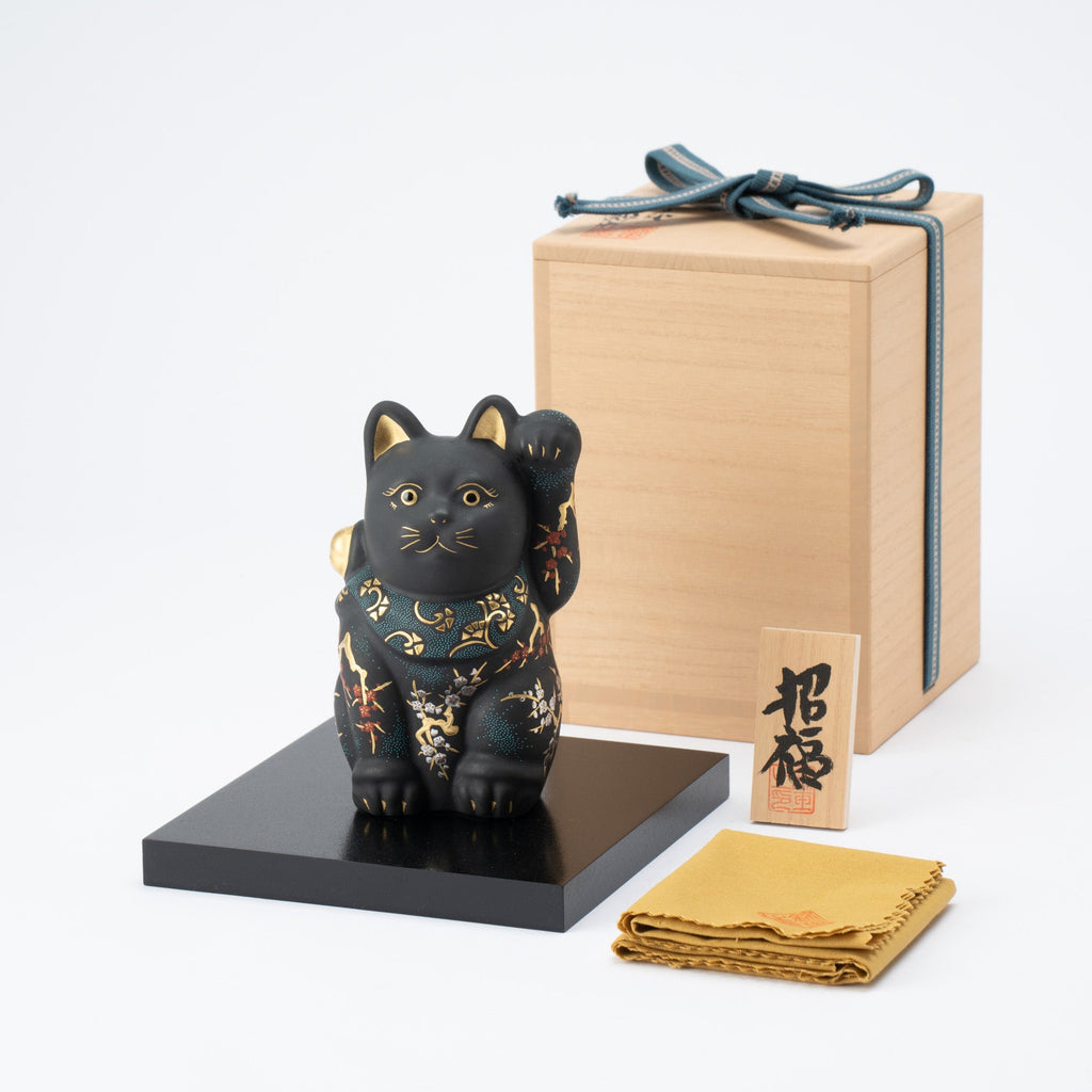 Nakada Kingyoku Morikin Aochibu Plum Blossom Pattern Lucky Cat | MUSUBI ...